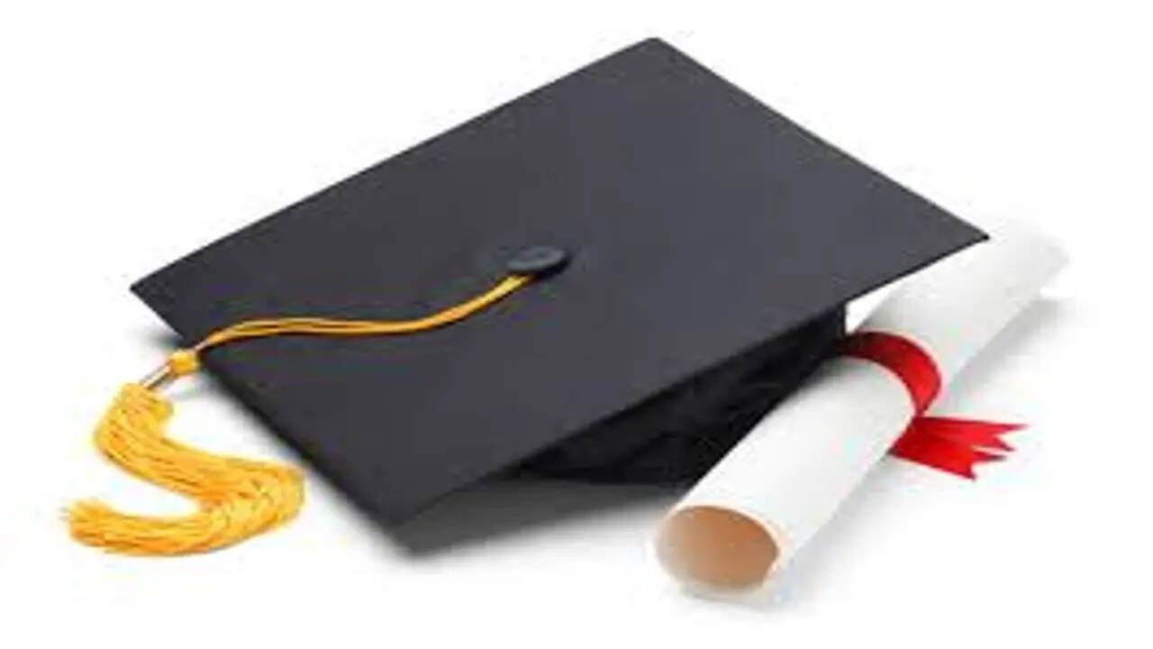 Career Options After Diploma in 2026: A Complete Guide | UniList